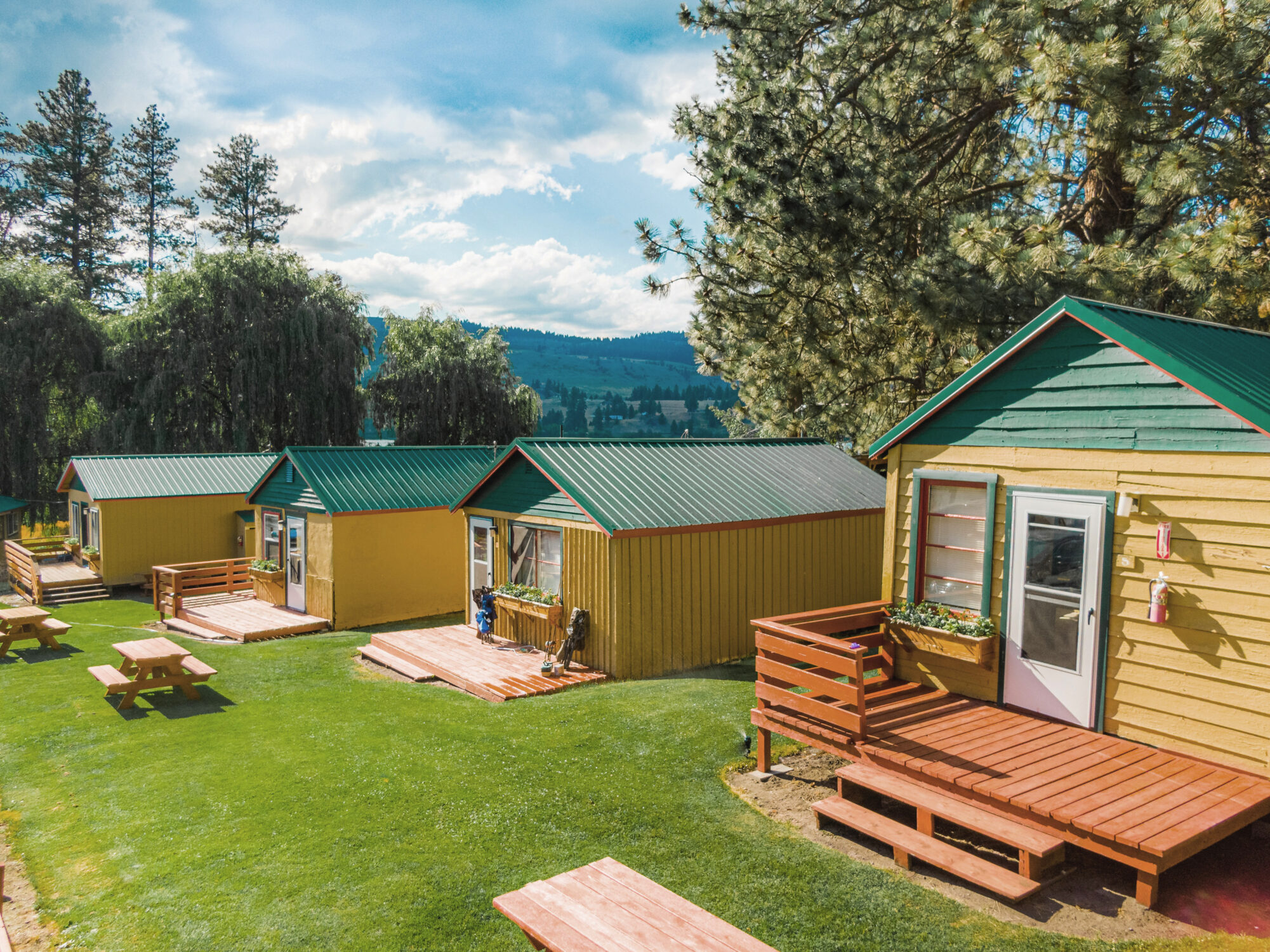 Where to Stay at Curlew Lake - Curlew Lake